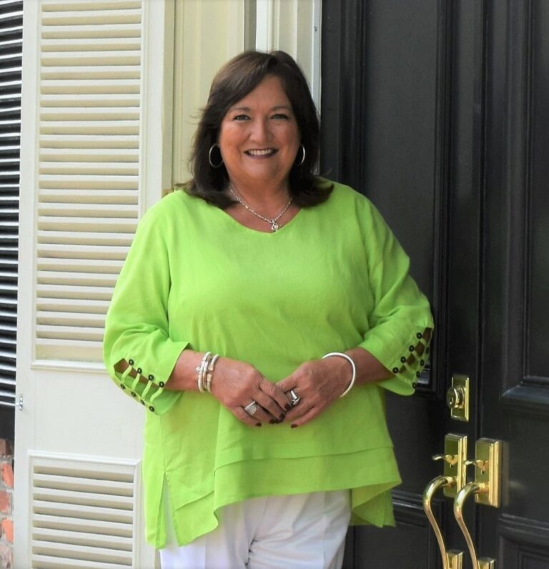 Debbie Mock – Agent – Lock and Key Realty